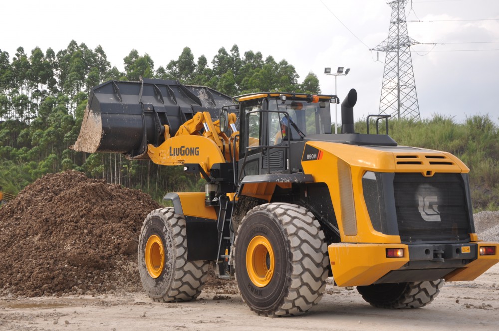 Agtag - Liugong 856H and 890H make debut in SA